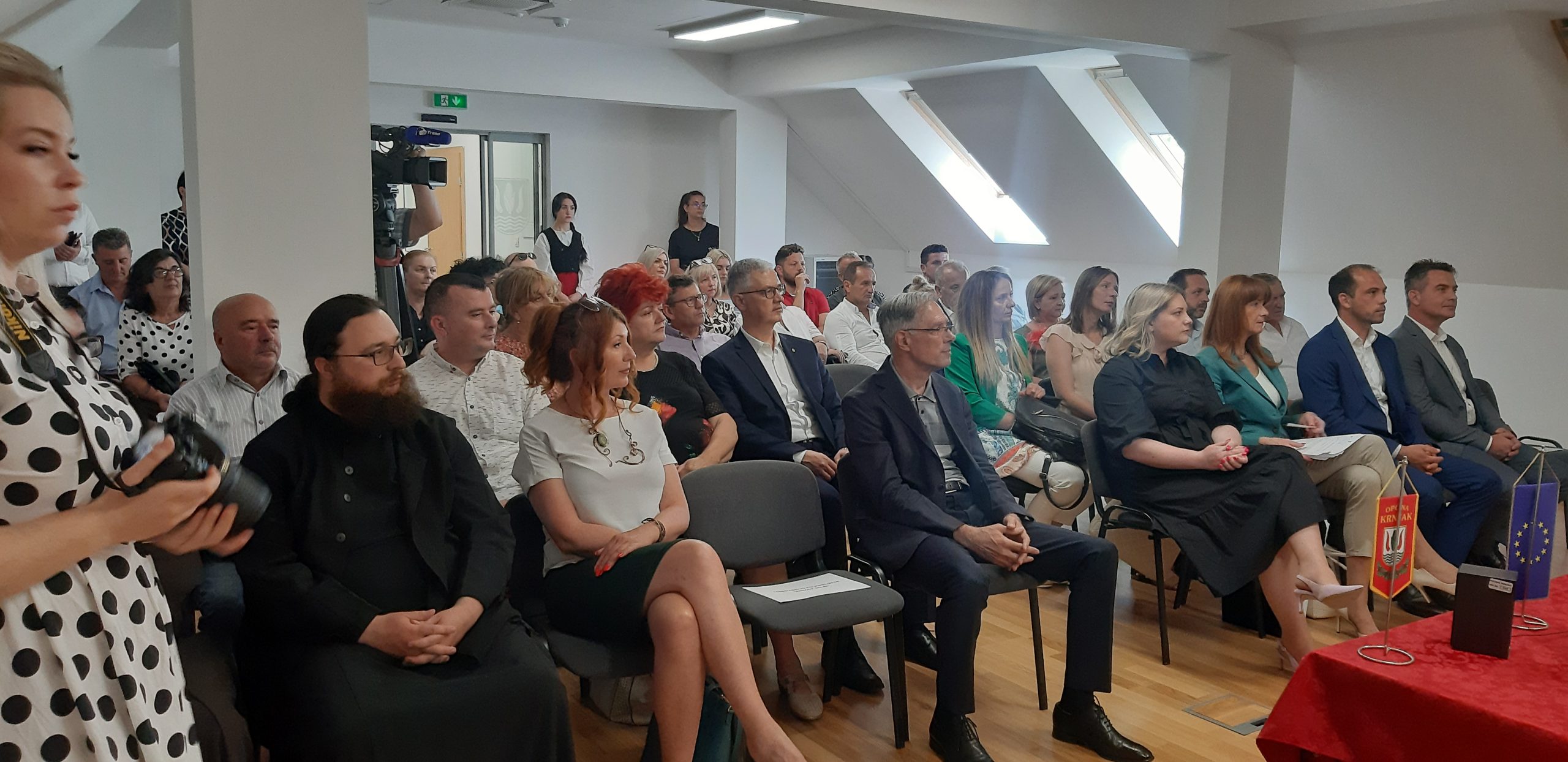 Nizom manifestacija obilježen Dan Općine Krnjak - SDSS - Samostalna ...